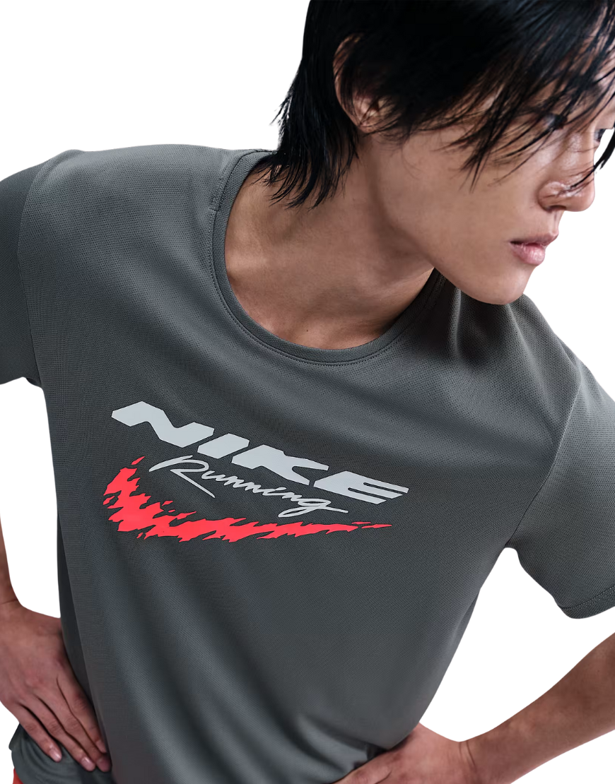 Men's Dri-FIT UV Running Top (2 Colours) – iRUN Singapore