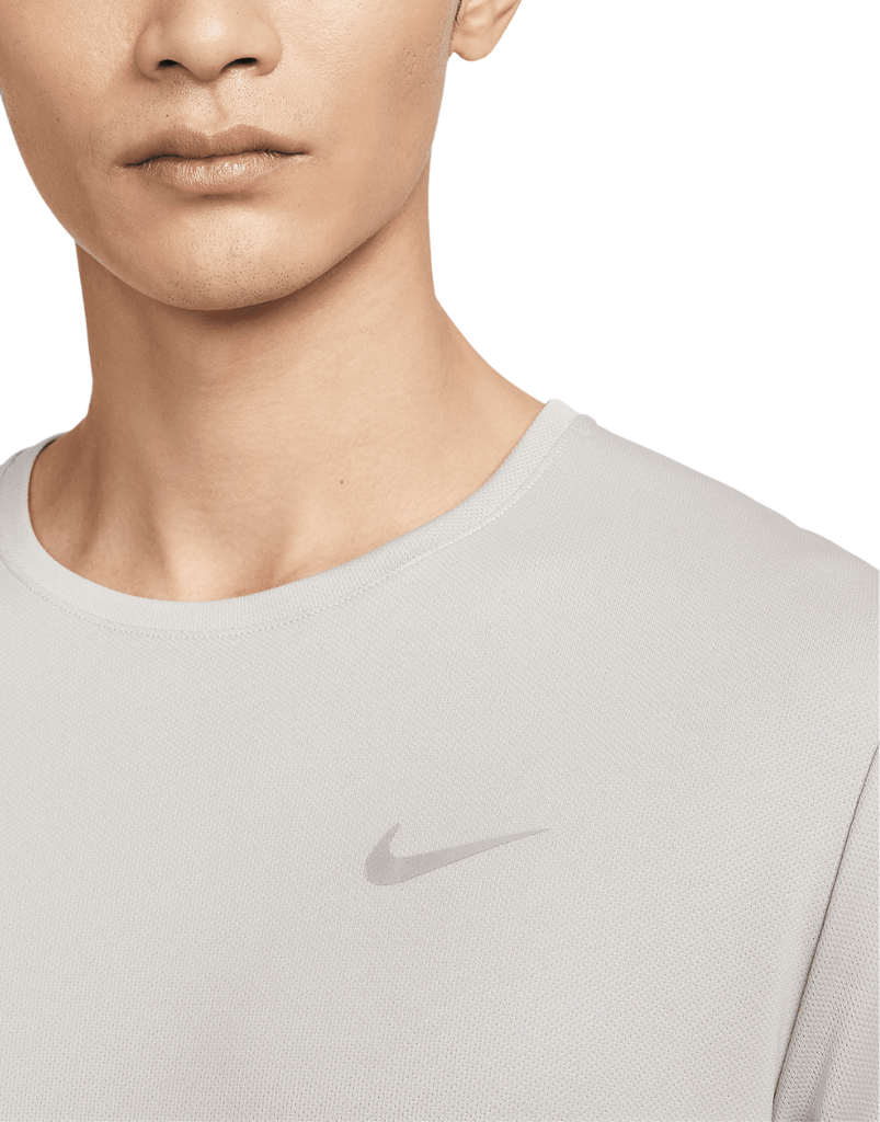 Men's NIke Dri-FIT UV Miler Short-Sleeve Top :Moon Particle ...